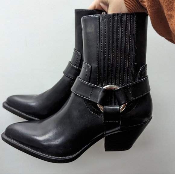 Zara | Shoes | Zara Western Black Boots Size 65 | Poshmark